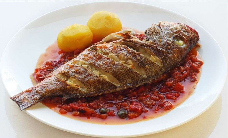 Receitas práticas de culinária: PARGO ASSADO