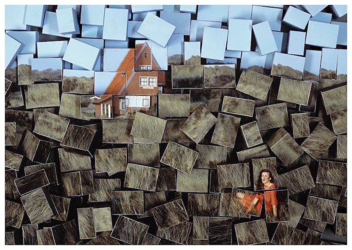 The Delights of Seeing: A Photograph as a 3 Dimensional Object