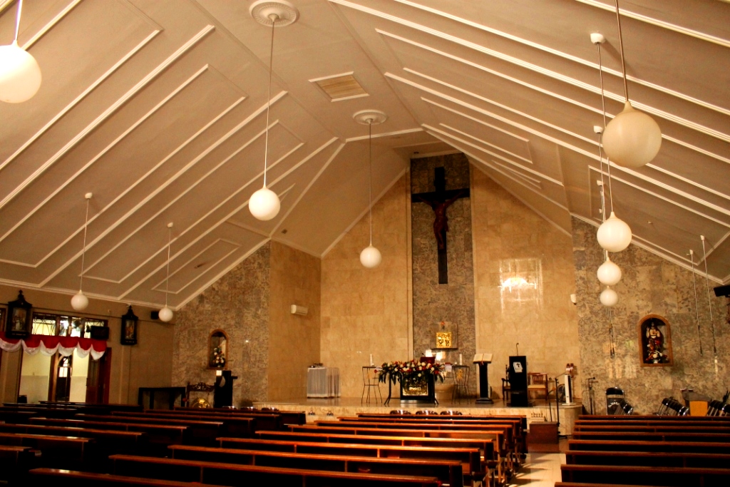 Fotografi Gereja Katolik di Indonesia: Gereja Katolik St. Markus, Depok ...