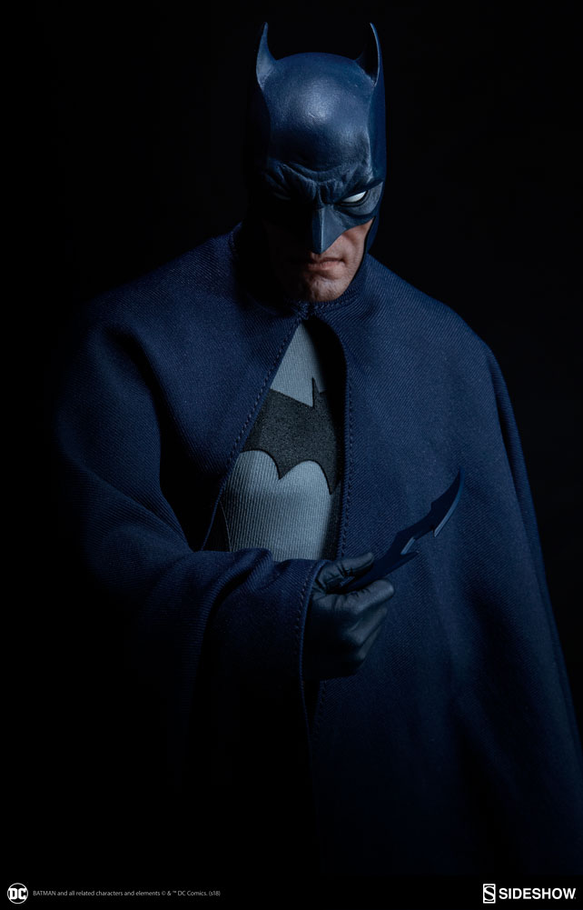 toyhaven: Sideshow Collectibles 1/6th scale DC Comics Batman 12-inch ...