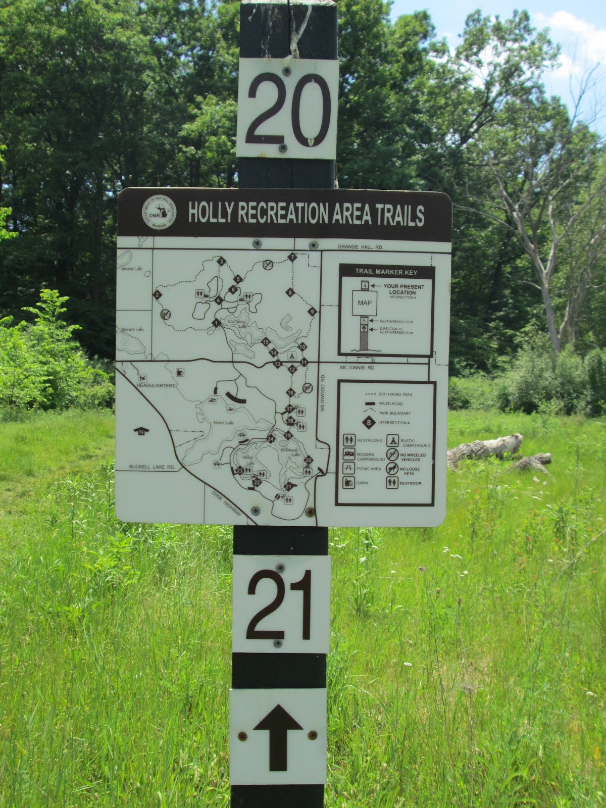 Discovering Michigan: State Park: Holly Recreation Area (Kayaking)