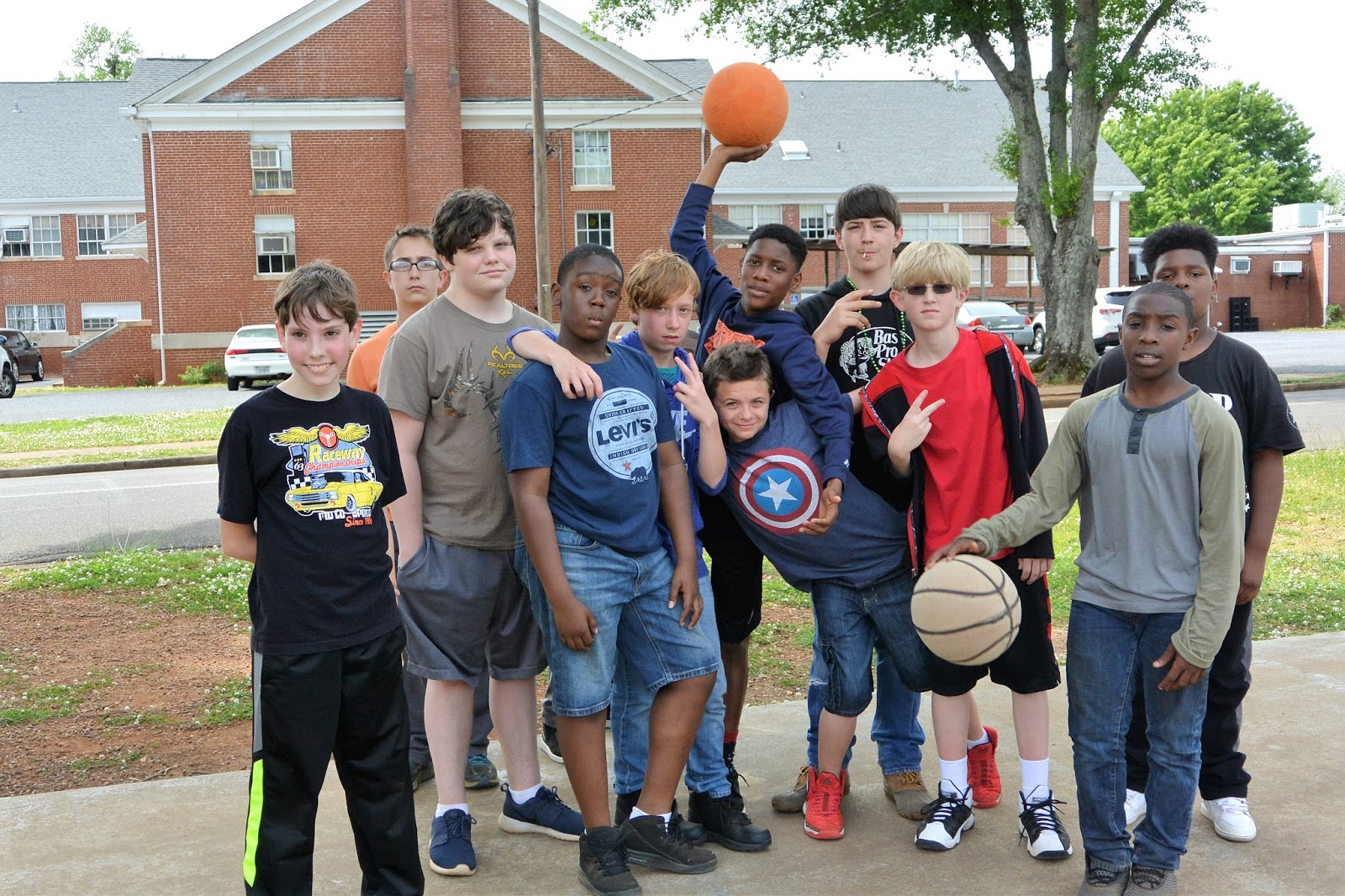 UPPER GRADE ACADEMY: R.L. Young 6th Grade Class of 2016