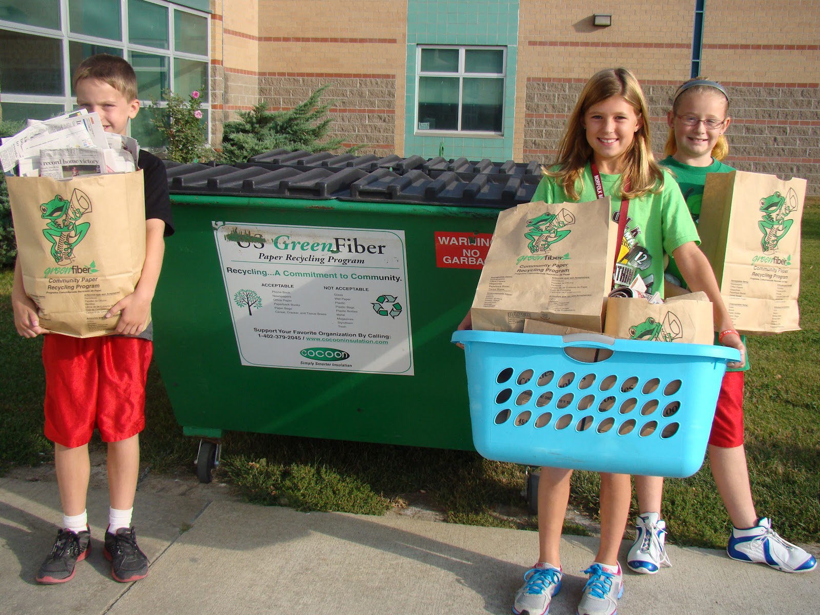 A Full Classroom: Recycling Contest