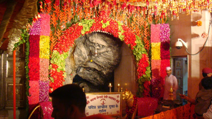 Toursolutiononline: Maa Vaishno Devi Yatra Packages