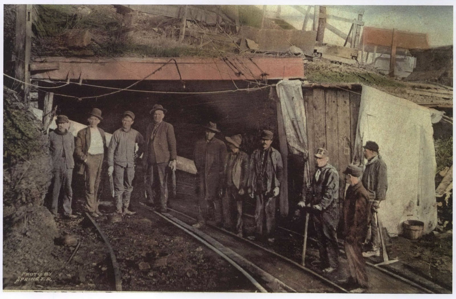 Old Industry of Southwestern Pennsylvania : The Darr Mine Disaster