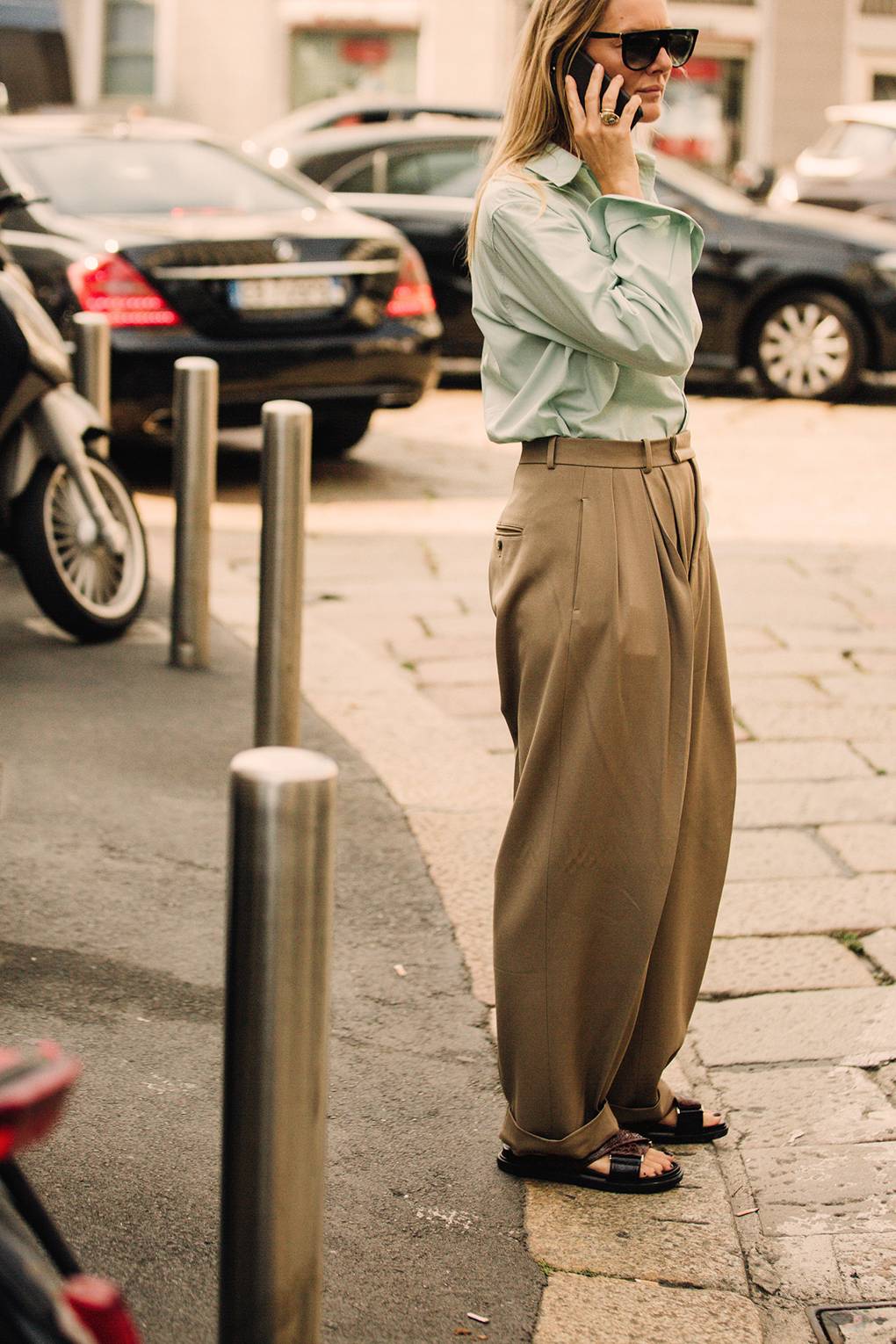 street style_button-down shirt - DIMANCHE