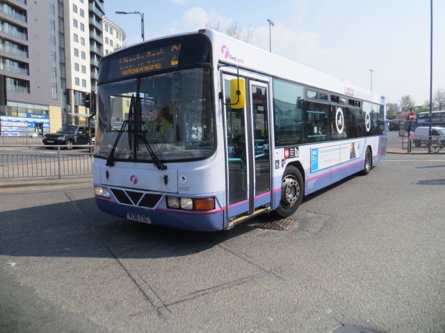 North West Bus Cam: Leeds Bus Station