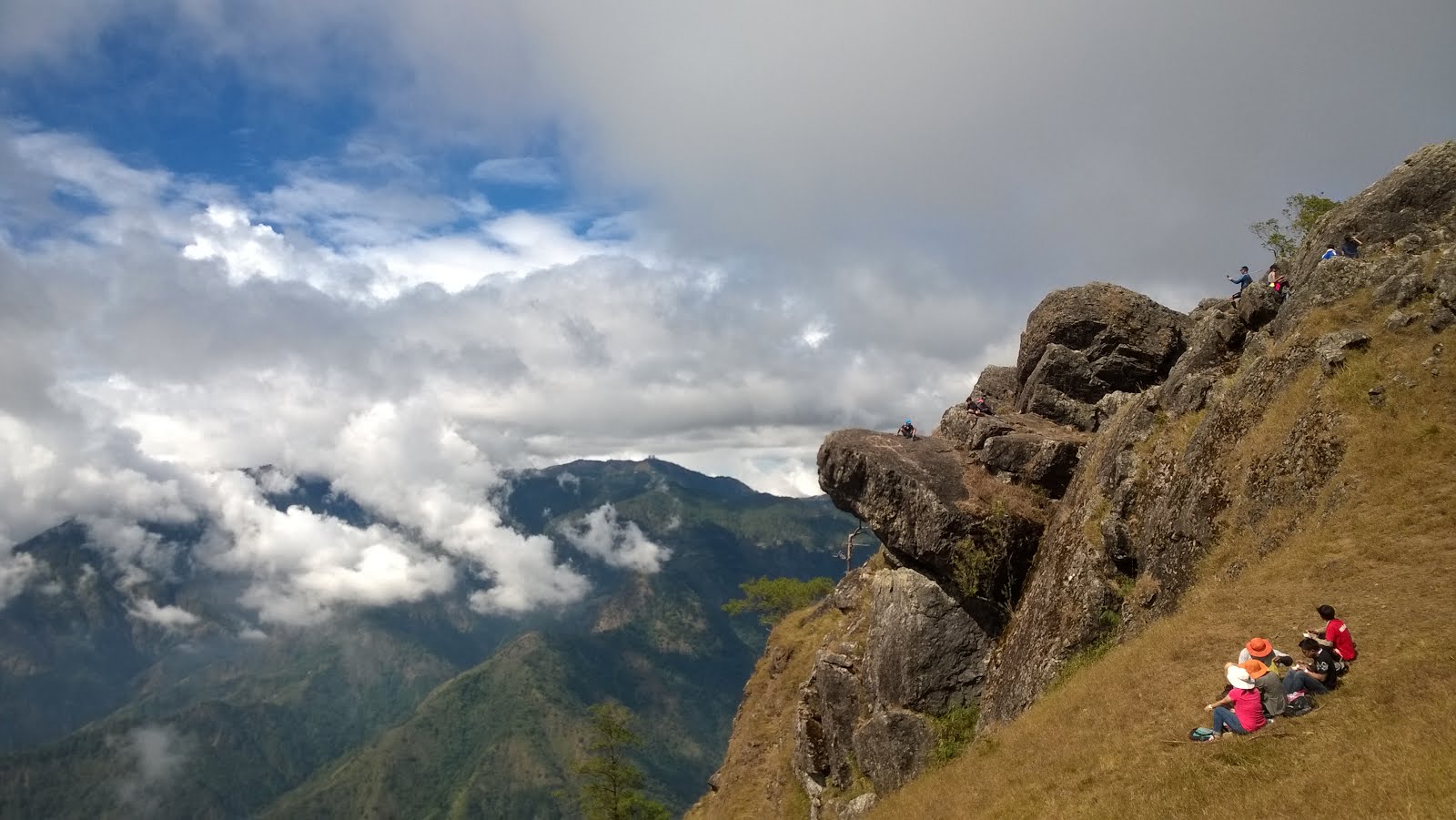 Hiking Chronicles: Mt. Ulap ~ The Nerdy Traveler