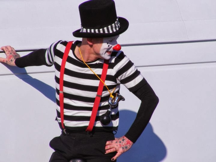 Clown Evolution: Mr.Mudge