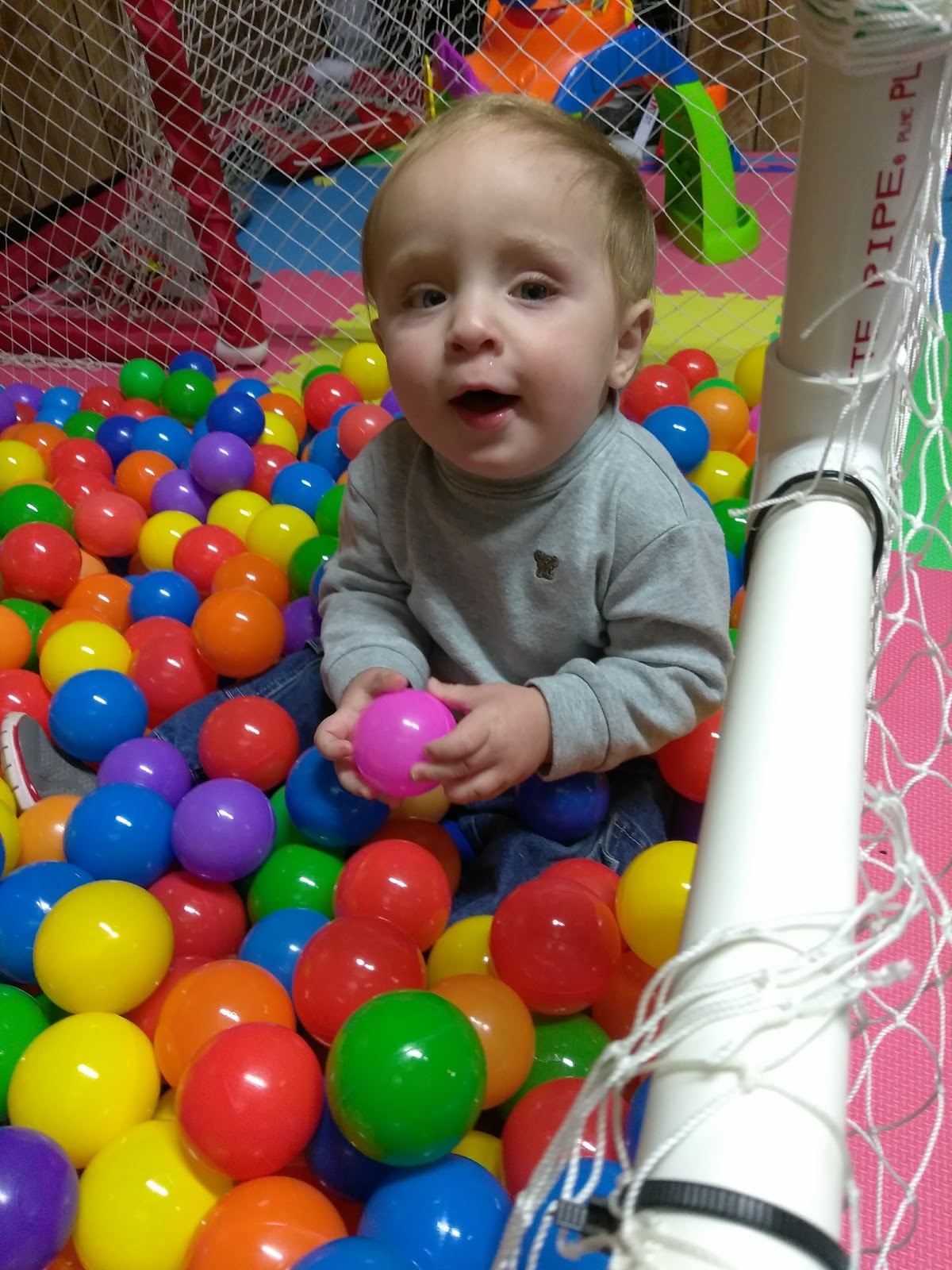 Andrew, Jonathan & Alexander: PVC Pipe Ball Pit