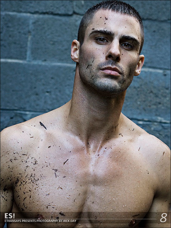 L'Homme du Jour: DEREK RICHARDSON