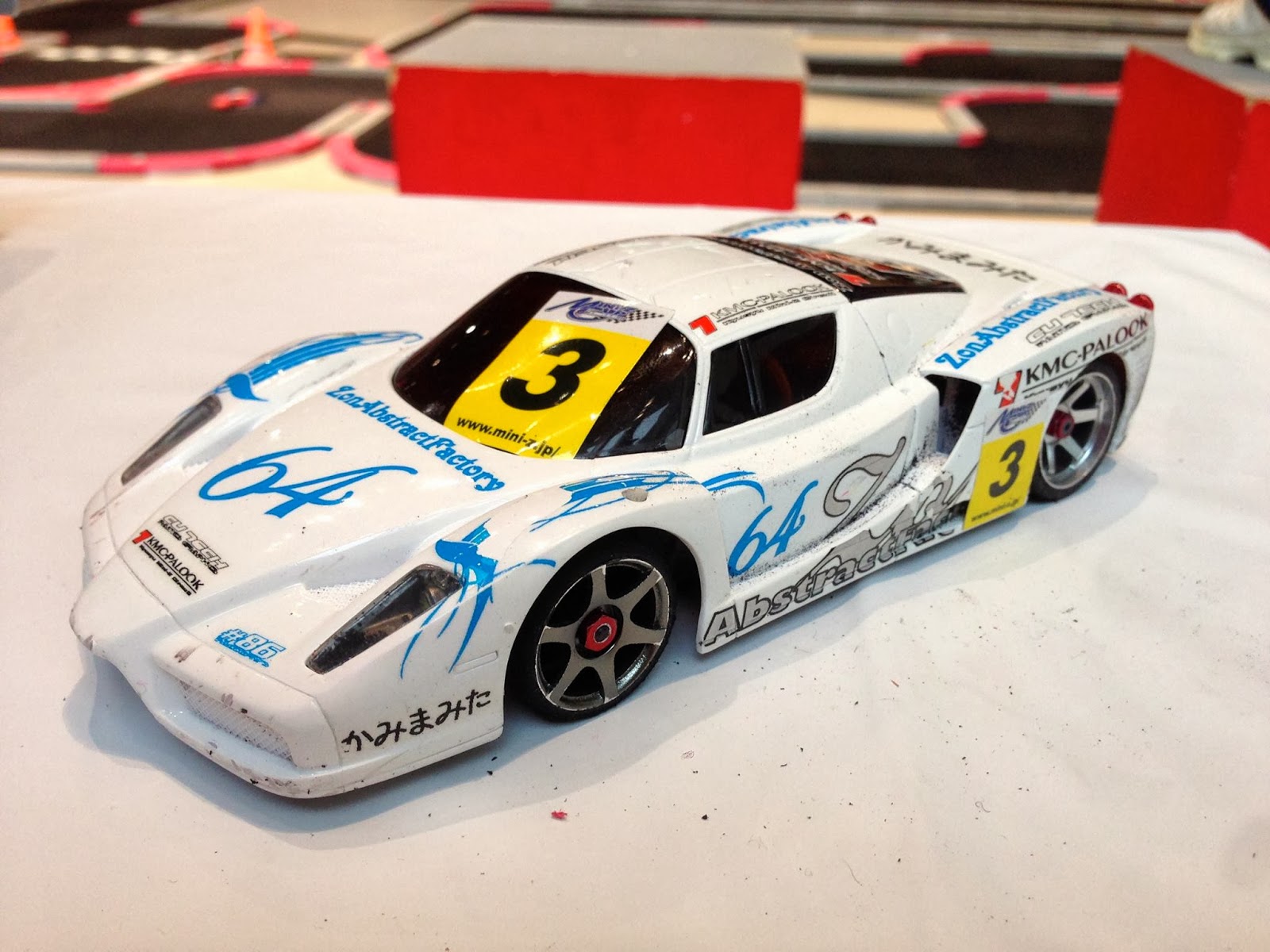 KYOSHOSAN: More Pictures from Mini-Z Cup Finals in Japan