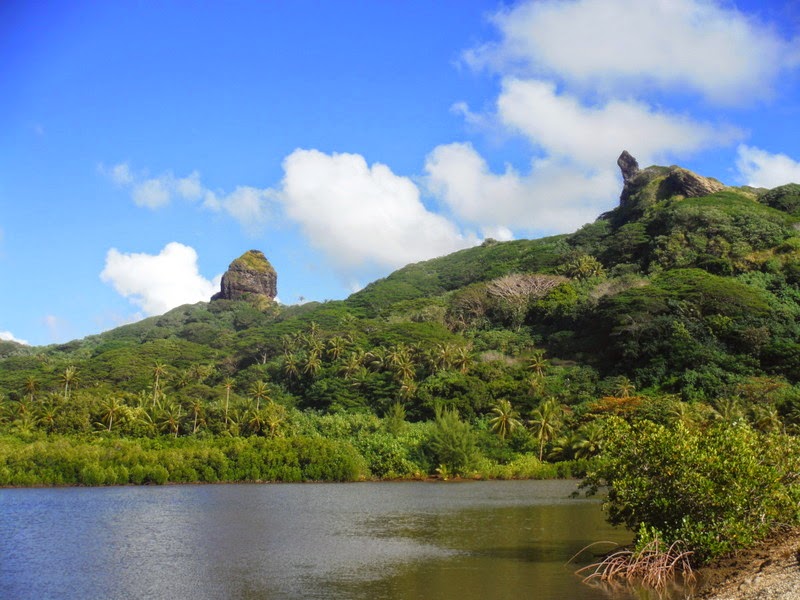 Lazarina des Océans: Huahine : l'île des vahinés et du Mont Pohue Rahi ...