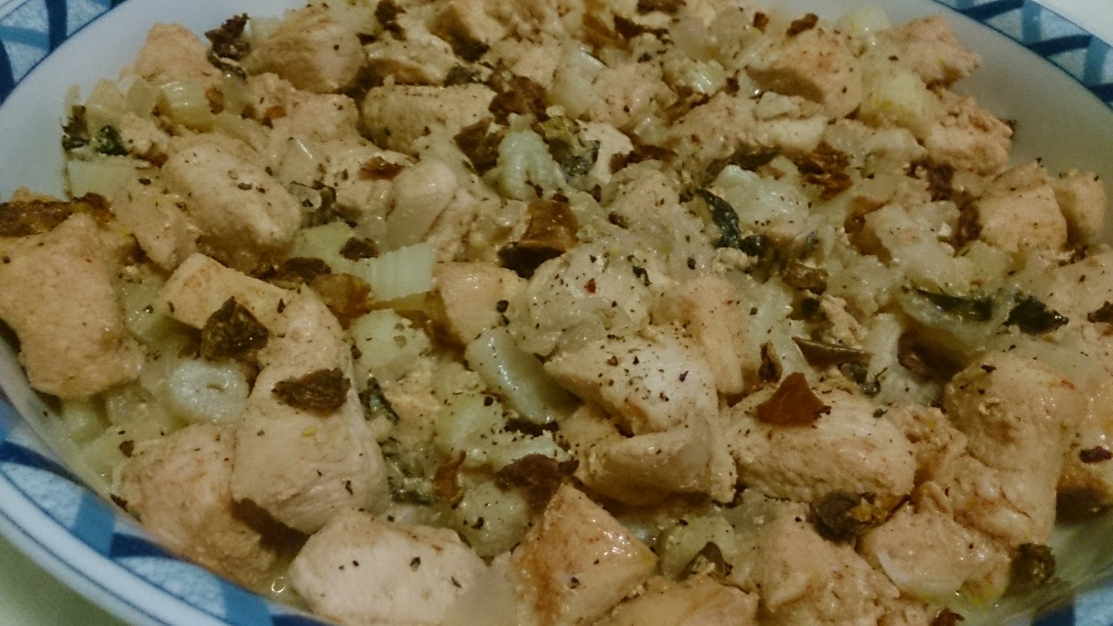 Fácil y Sano : Pollo con Apio en adobo de Pimenton de la Vera