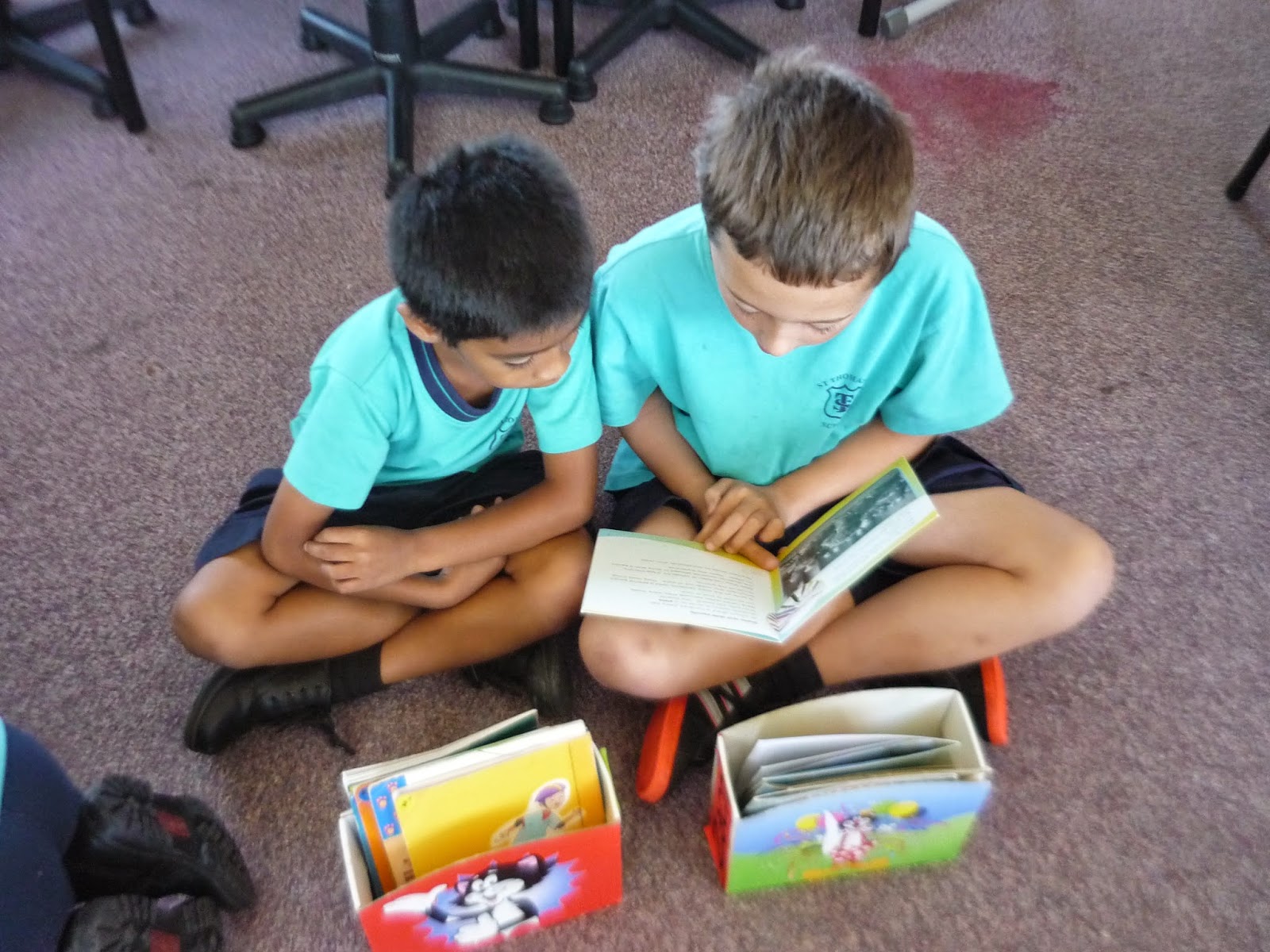 M11 St Thomas's School: Buddy Reading