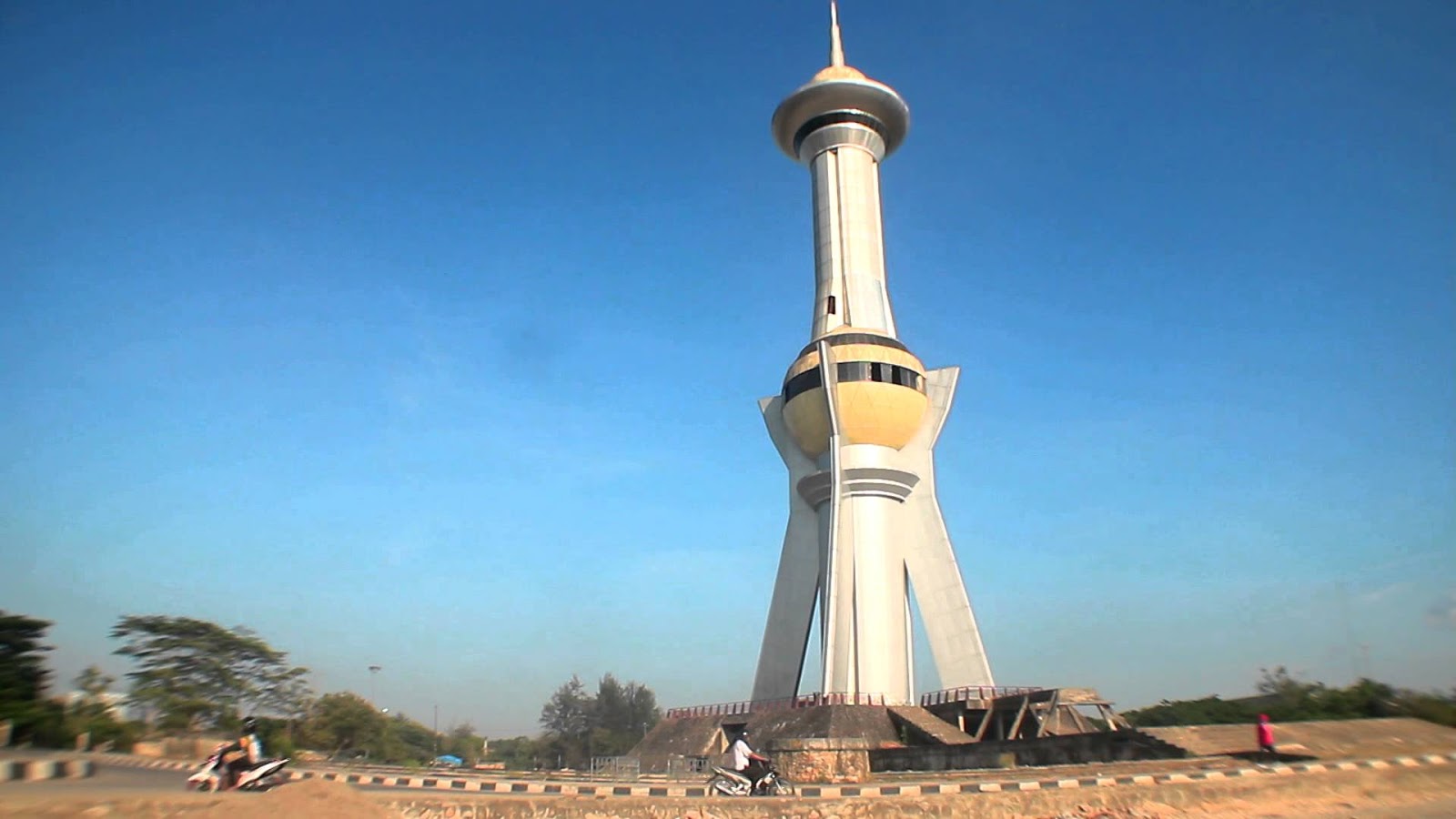 Tugu MTQ Kendari-Kota Kendari - Direktori Tempat Wisata