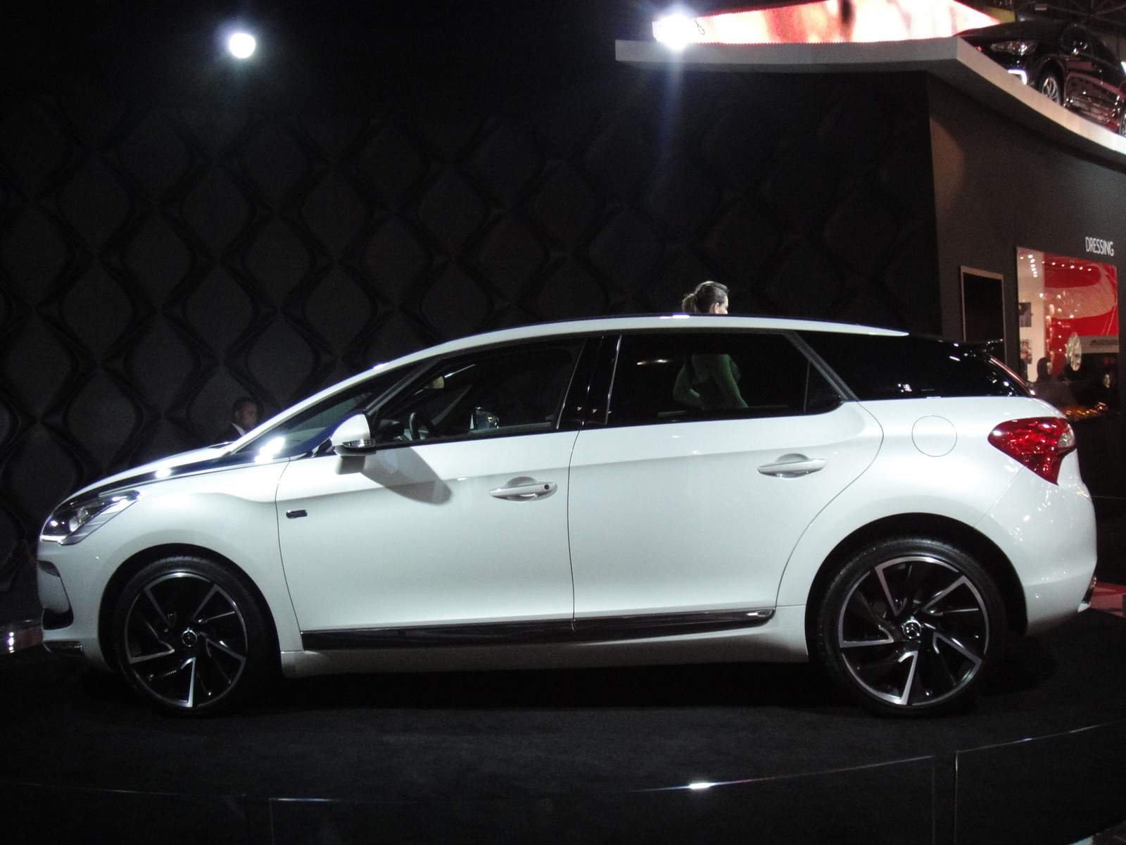 Citroën DS5 : fotos, preço e especificações