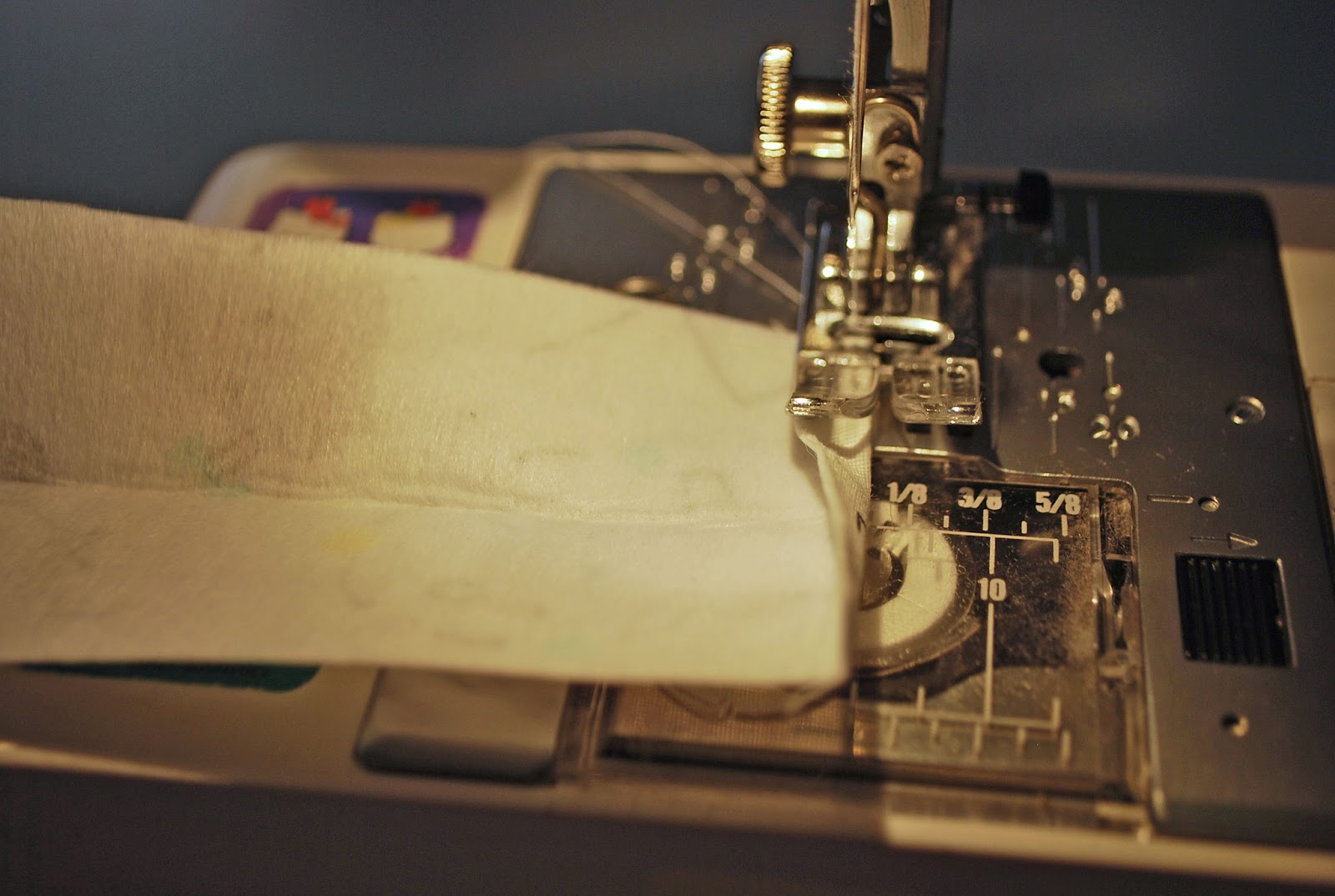 33stitches: Easy Camera Strap Tutorial