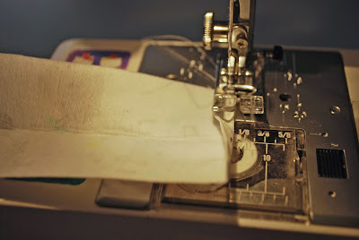 33stitches: Easy Camera Strap Tutorial