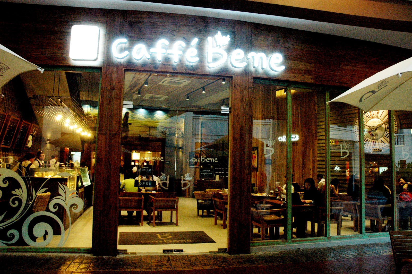 DUDE FOR FOOD: Food News: Taste the Bene Difference at Caffe Bene