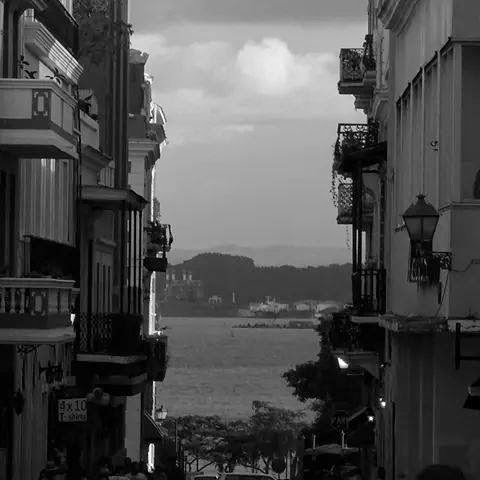 Puerto Rico por un Uruguayo: Puerto Rico en Blanco y Negro