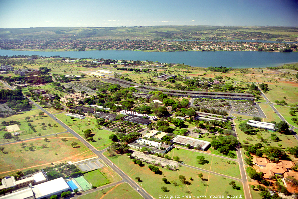 Jornal do Estudante: Maiores Universidades Públicas do Brasil.