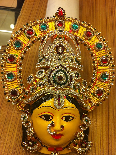 SHRINGAR COSTUMES: LAKSHMI MUKHAVADA / LAKSHMI MASK
