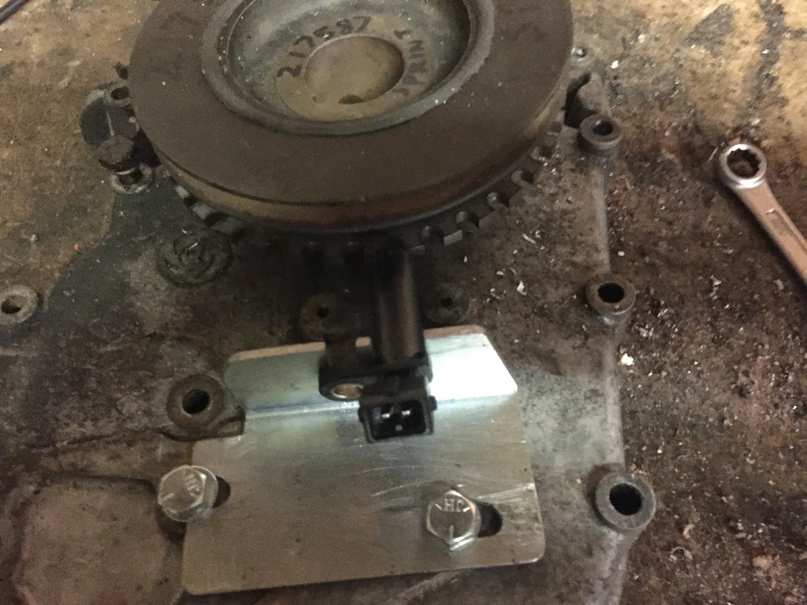 Mike's Triumph Troubles: EFI Crank Position Sensor