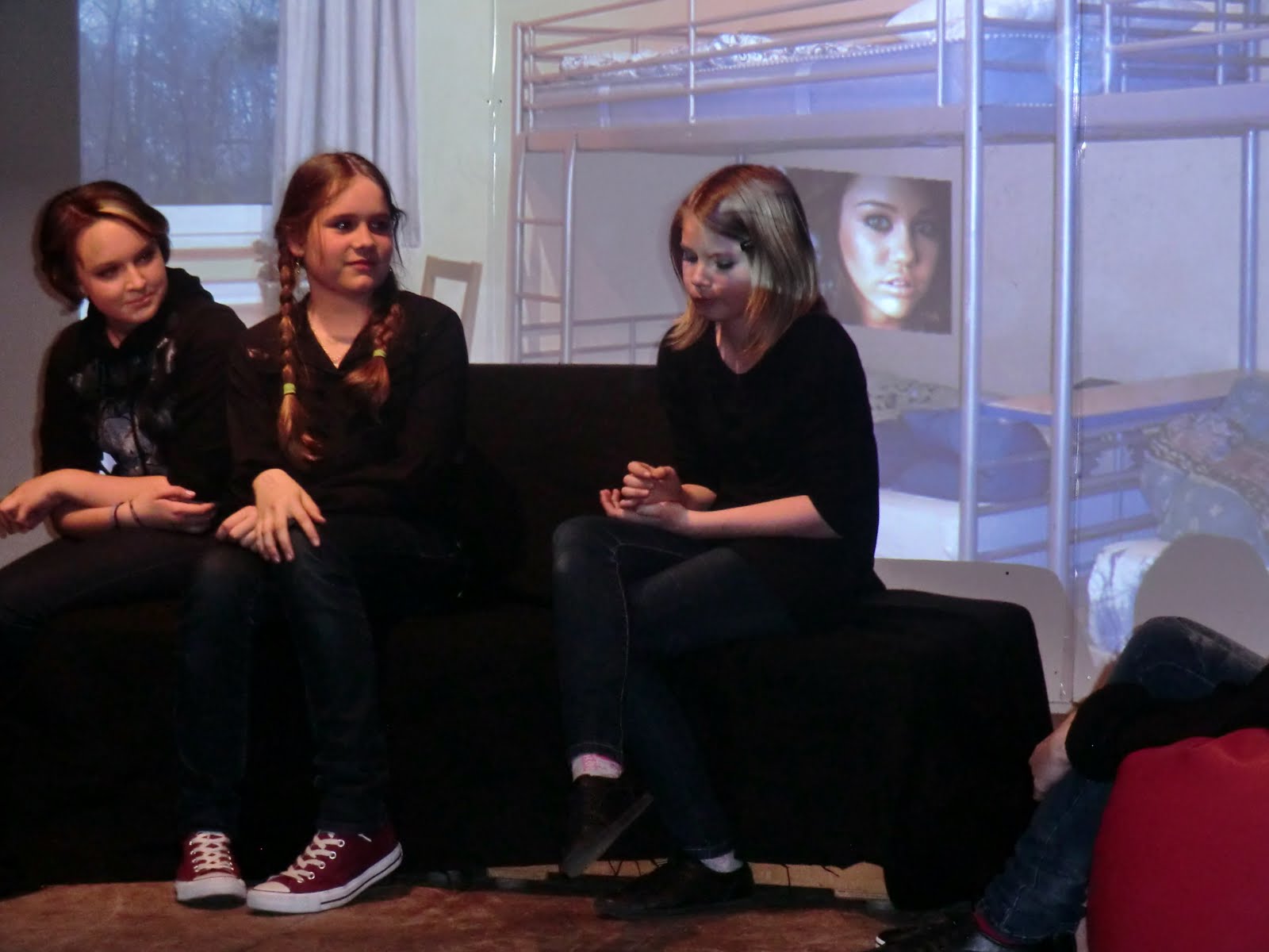 RS+ Vulkaneifel - Die Schule mit dem PLUS: Theater-AG feiert Debüt