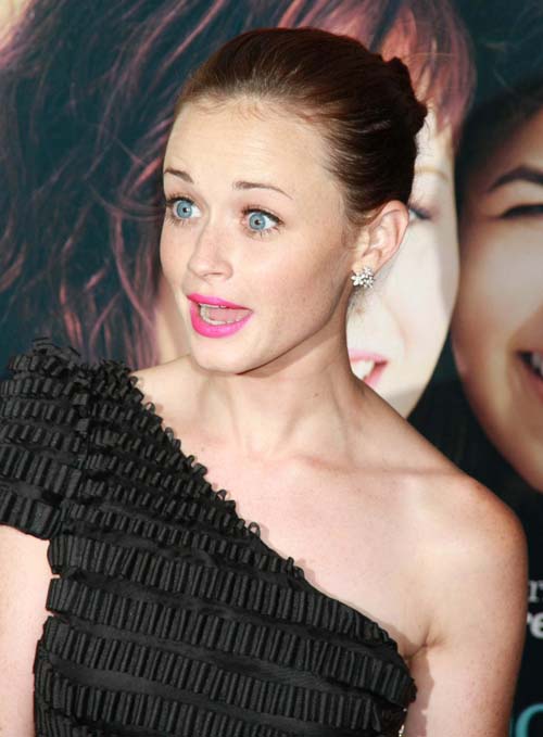 Alexis Bledel Hairstyle 05 | Fresh Look Celebrity Hairstyles
