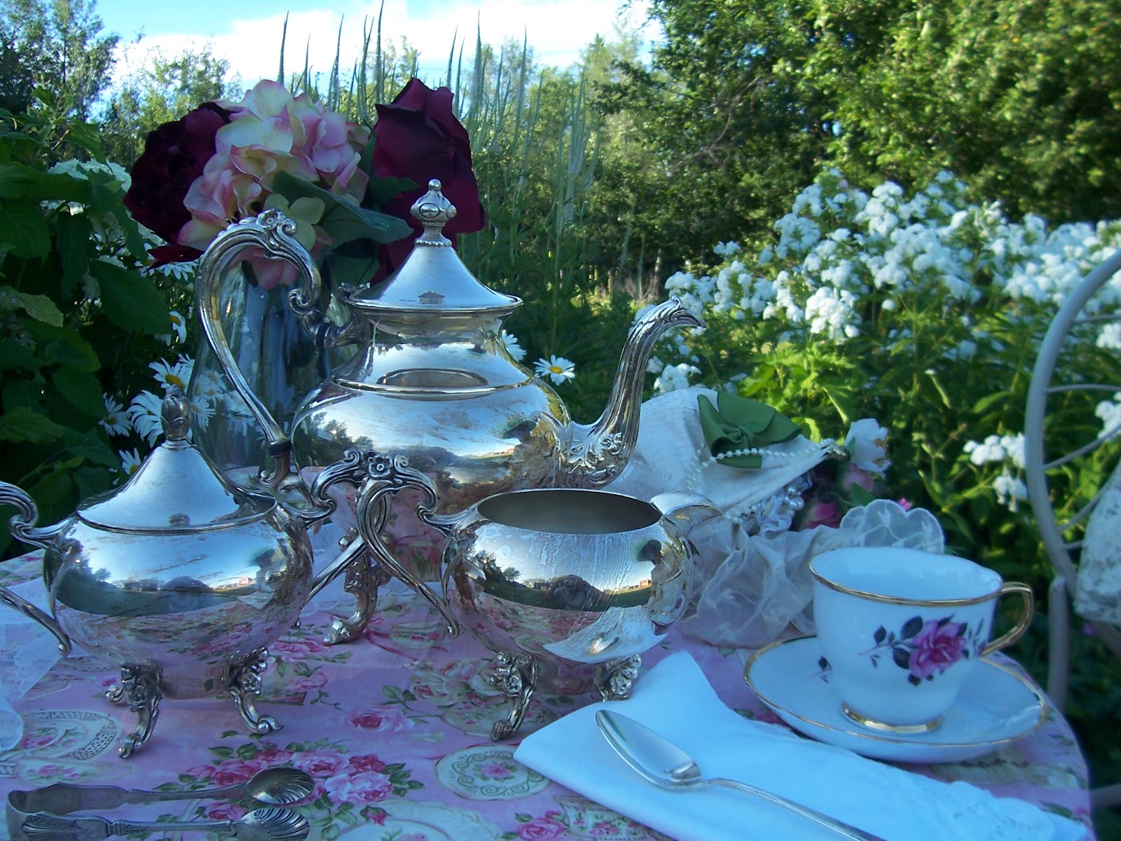 Two Cottages And Tea: A Victorian Tea