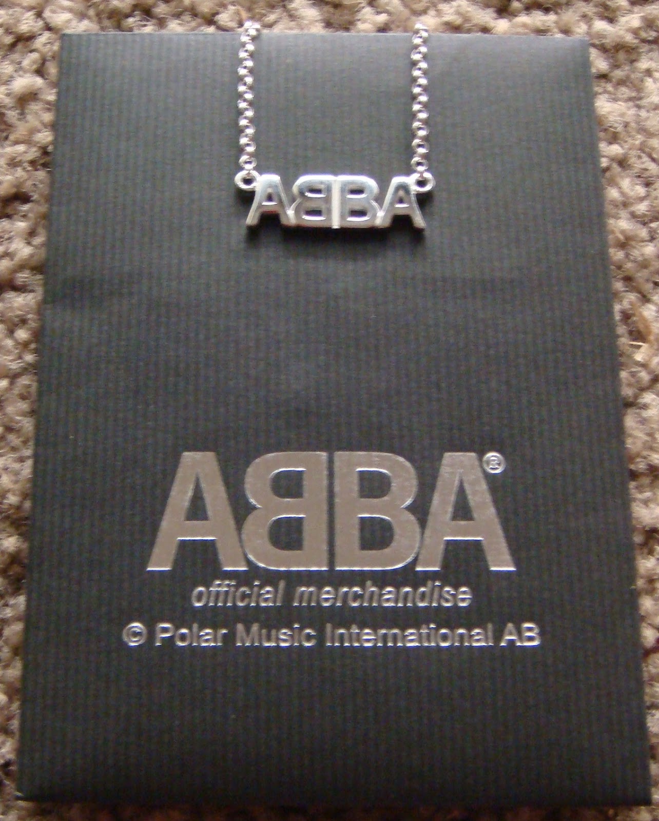 ABBAFanatic: New ABBA Collection Item - Official Polar Necklace