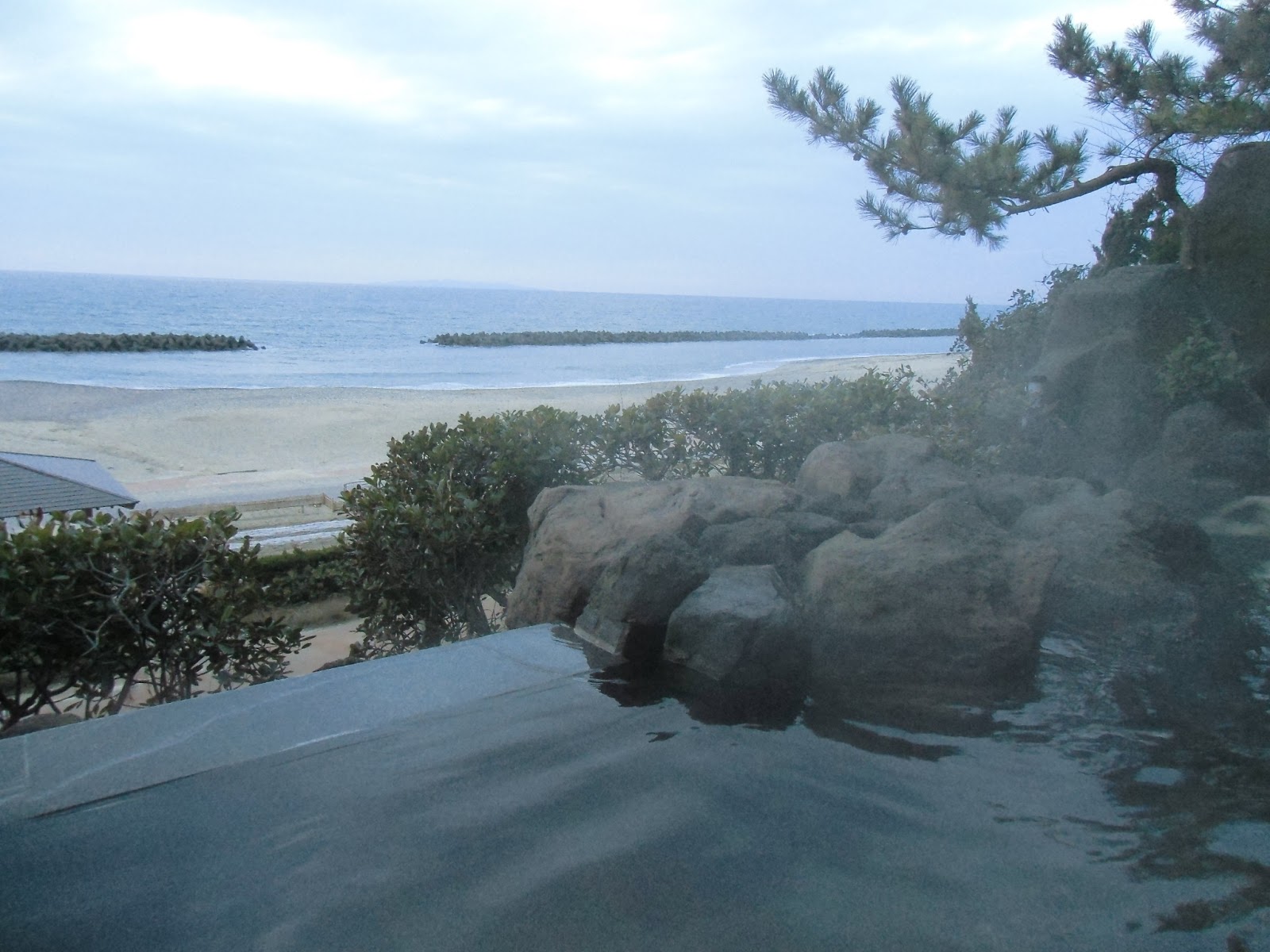 Onsen (Hot Spring) Addict in Japan: My Favorite Seaside Hot Spring in ...