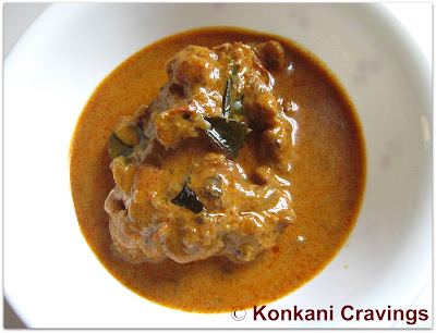 KONKANI CRAVINGS: Kori Roti (Chicken In Coconut Milk) - Mangalorean ...