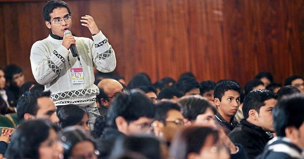 OCOP NU OCOC ED: "LA UNIVERSIDAD HUMANISTA" X MIGUEL GIUSTI