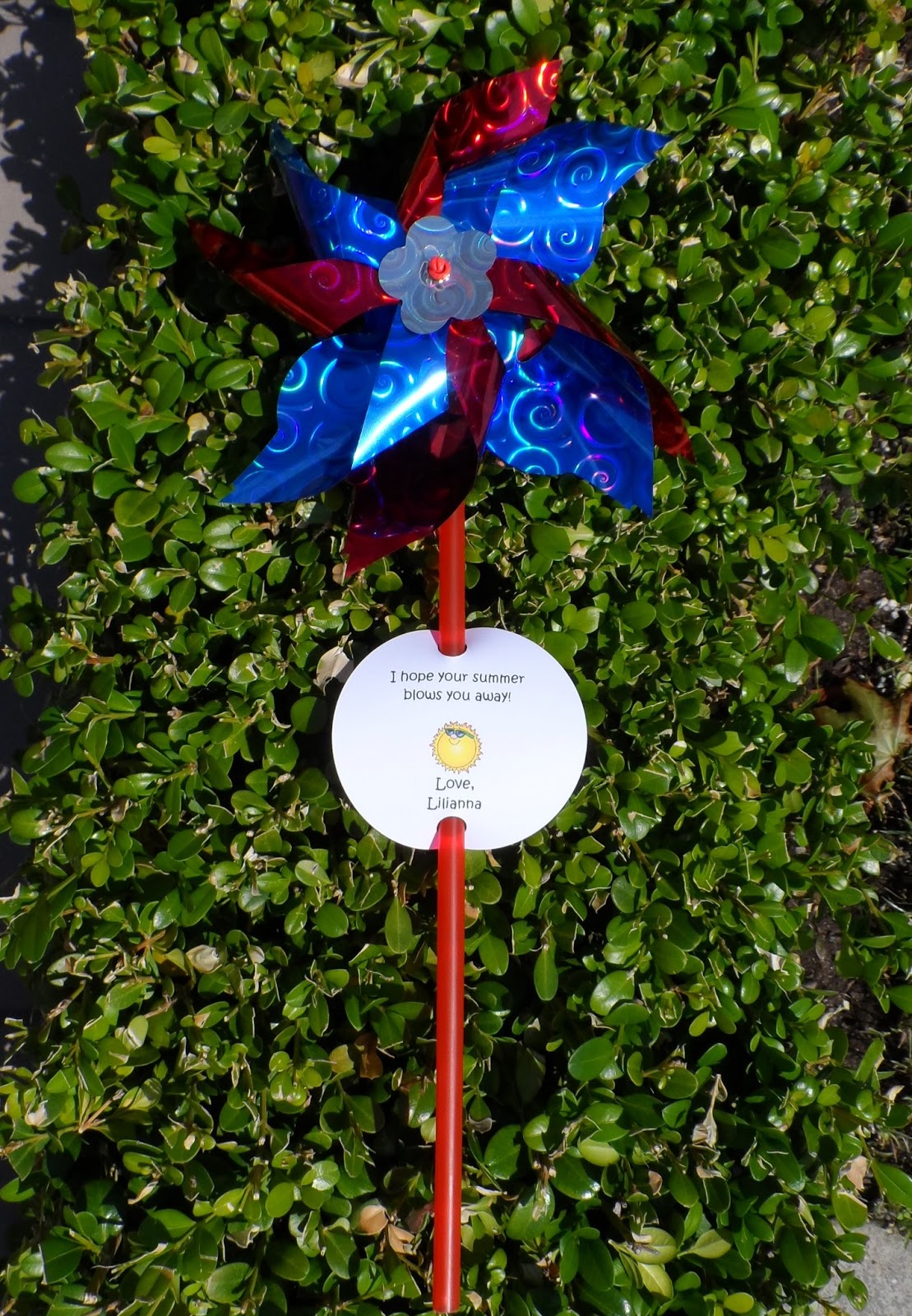I'm Quite Crafty: Preschool Class End of Year Gift ~ Pinwheel