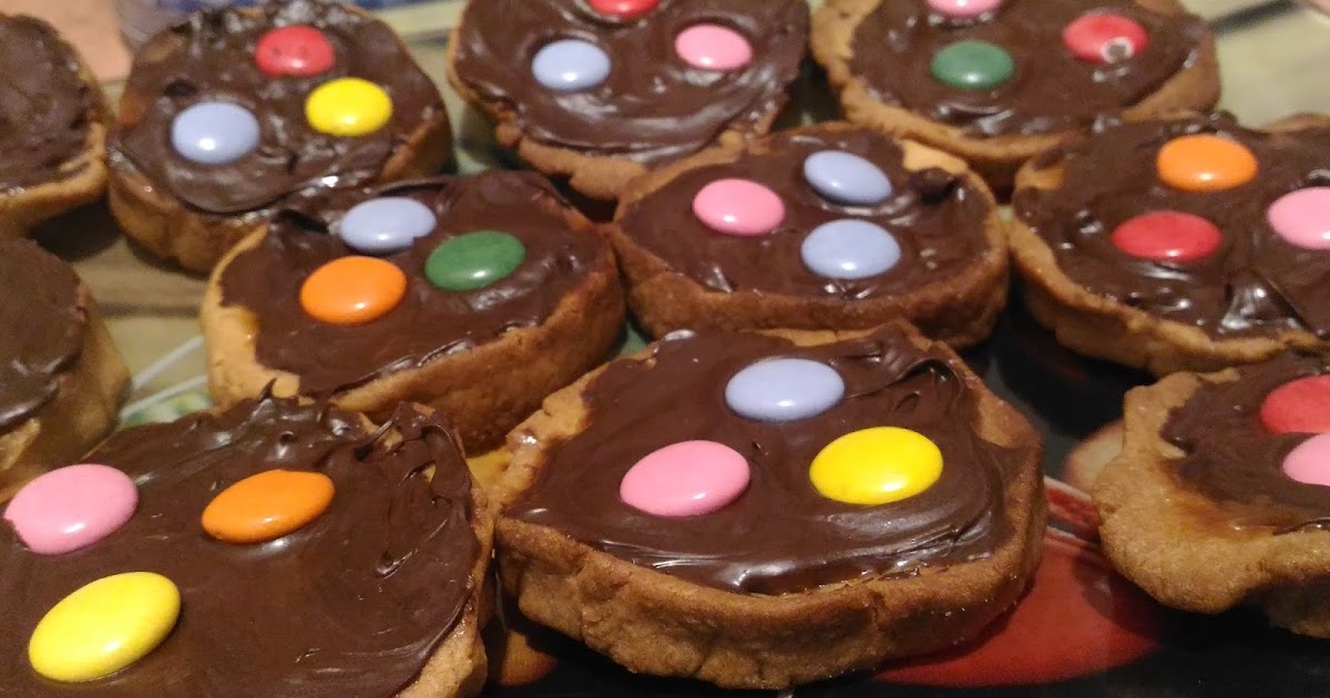 Biscuits aux Smarties®, chocolat et caramel