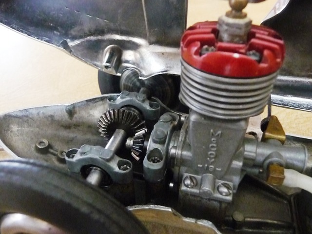 Full Circle Flyers: Tether Cars