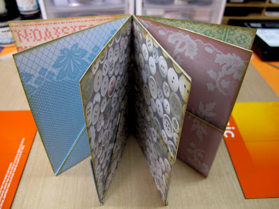 DAR'S CRAFTY CREATIONS: A Pretty Little POCKET Book Tutorial!