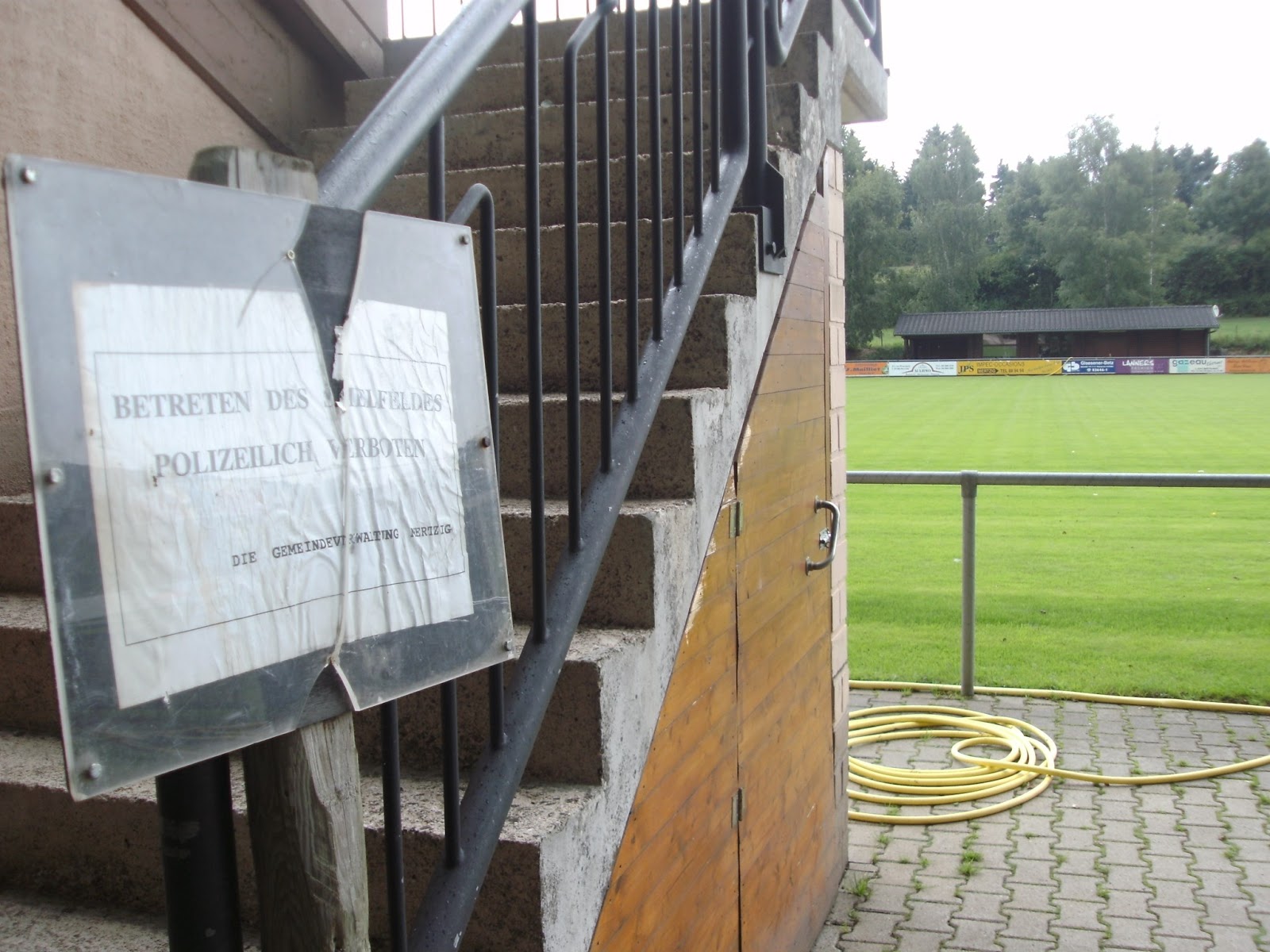 Extreme Football Tourism: LUXEMBOURG: Sporting Mertzig