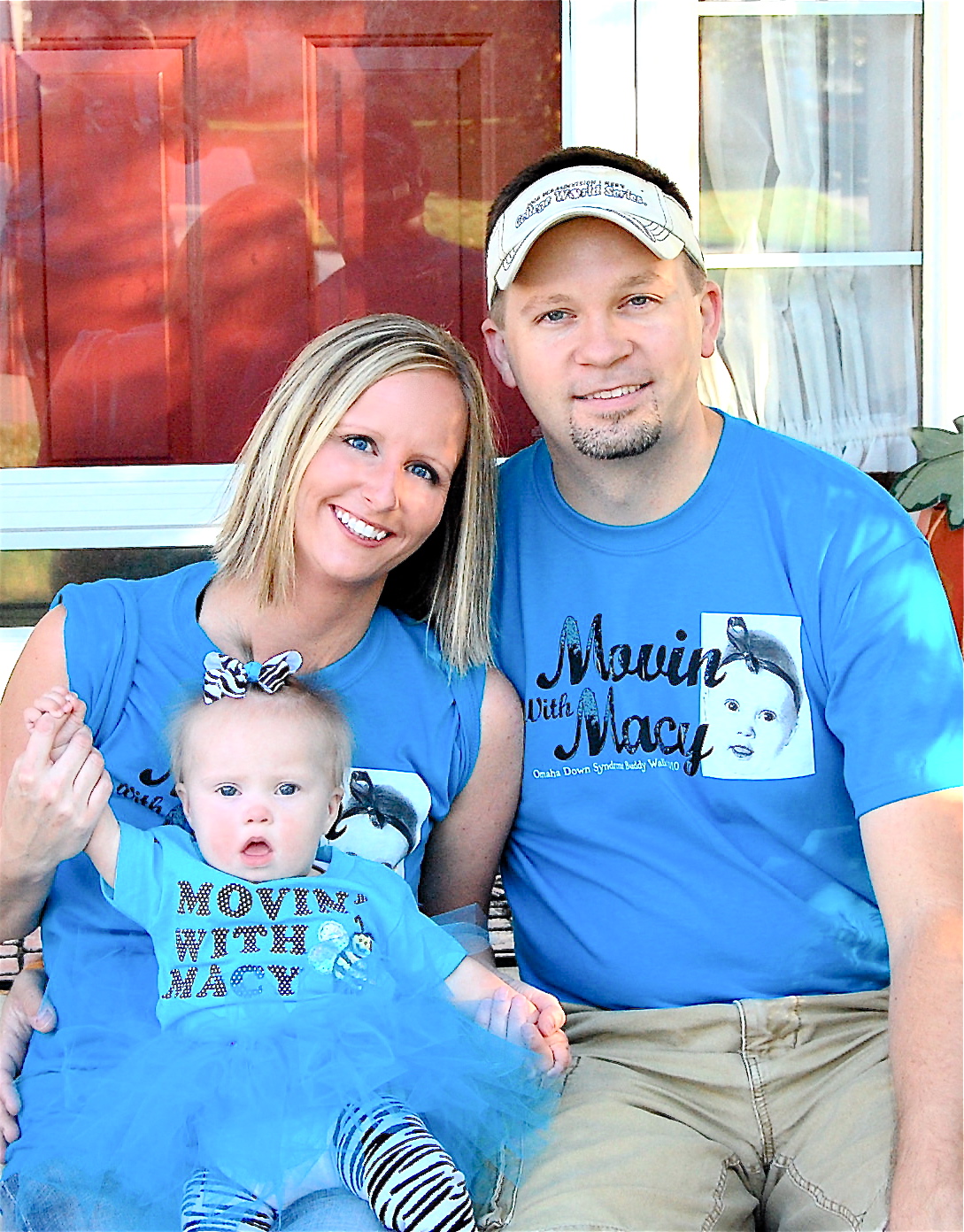 The Harnisch Family: "MOVIN' WITH MACY"...our 2nd Buddy Walk!