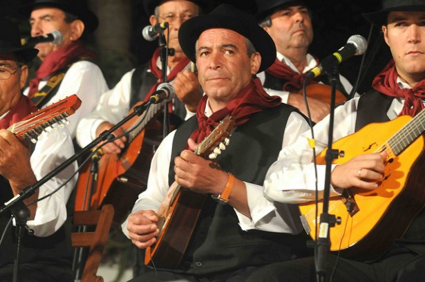 Violines al atardecer: MÚSICA CANARIA