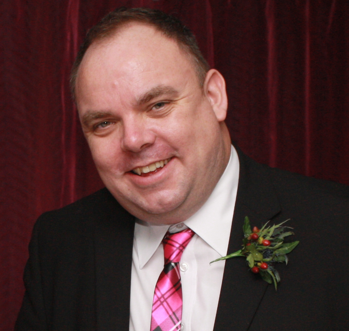 Caron's Musings: Open thread: share your memories of Andrew Reeves