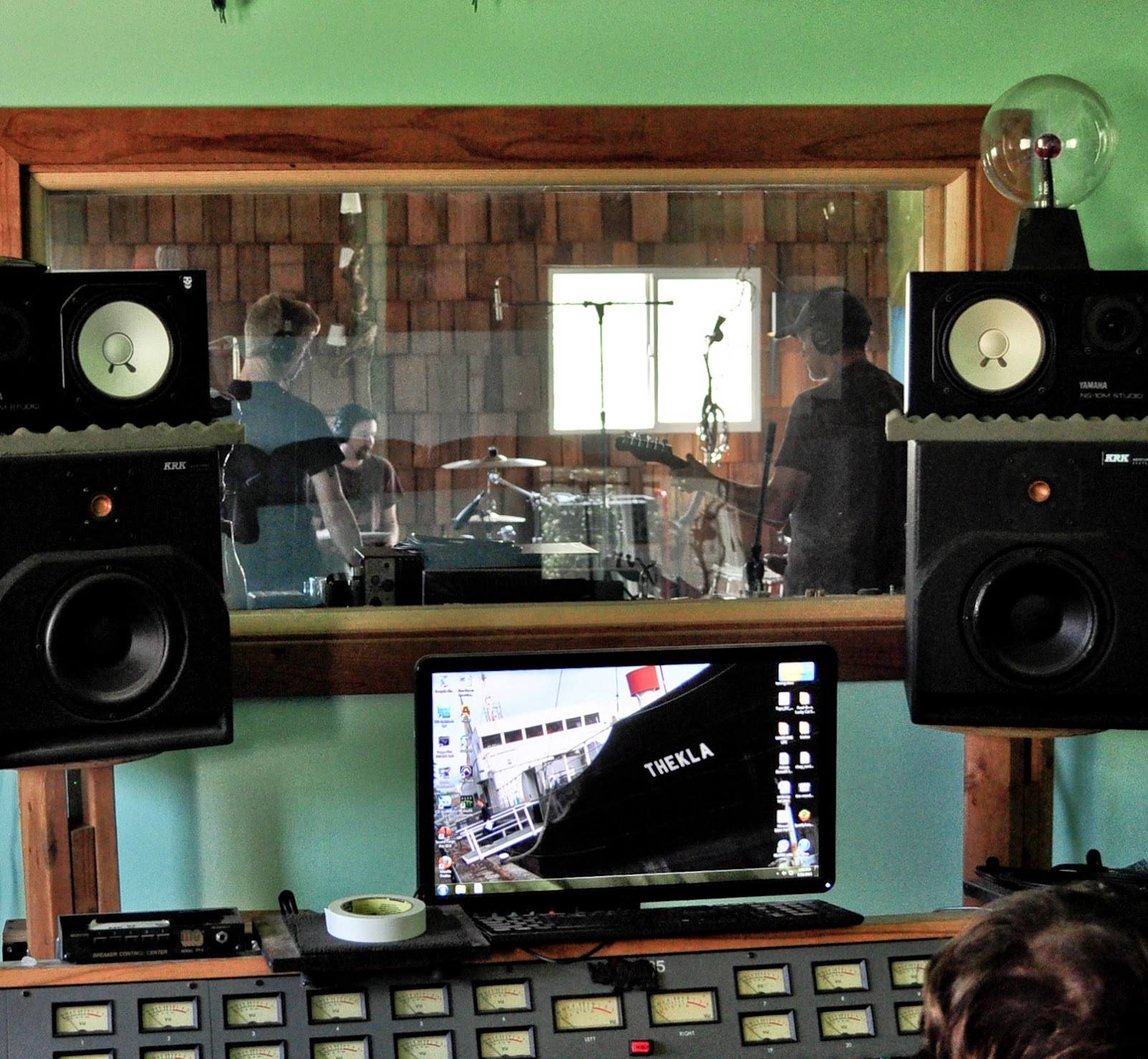 Custom Made Music : An Interview with Todd Huth of Porch