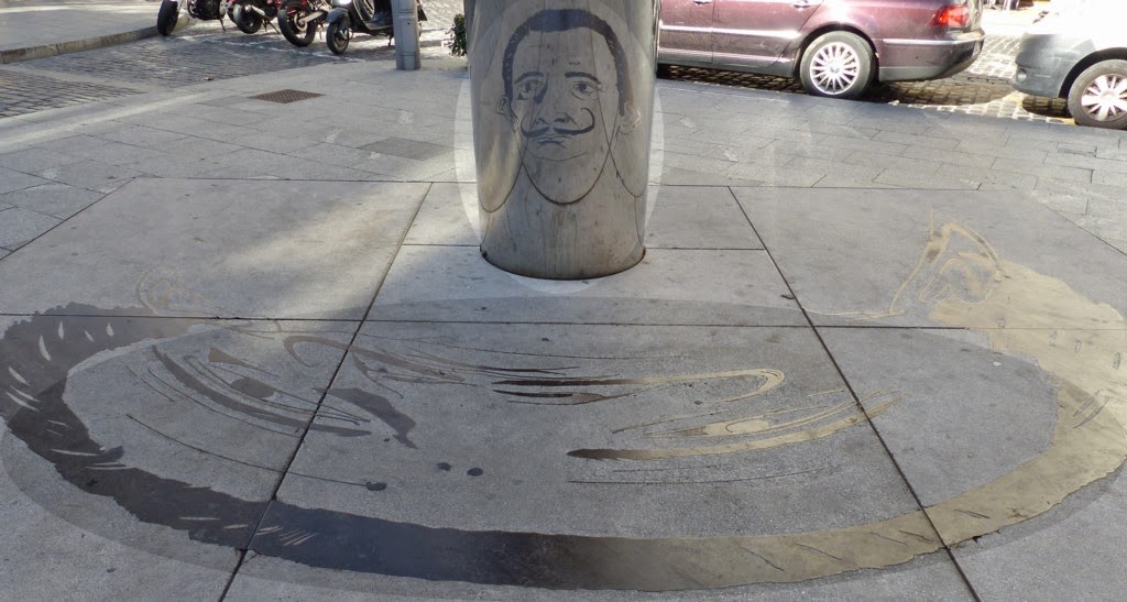 Ephémères : de "Anamorph" à "anamorphose"