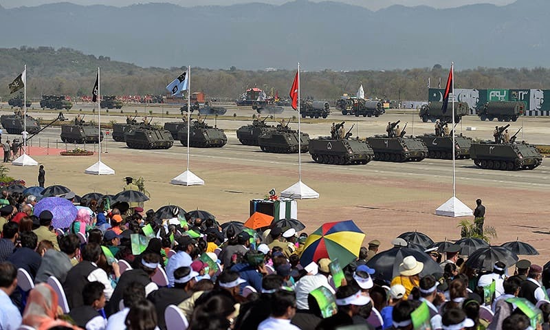 Pakistan Probe: Pakistan Day Parade Pictures and Videos 23rd March