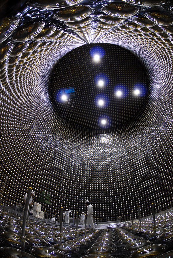 Hello USA: neutrino bomb