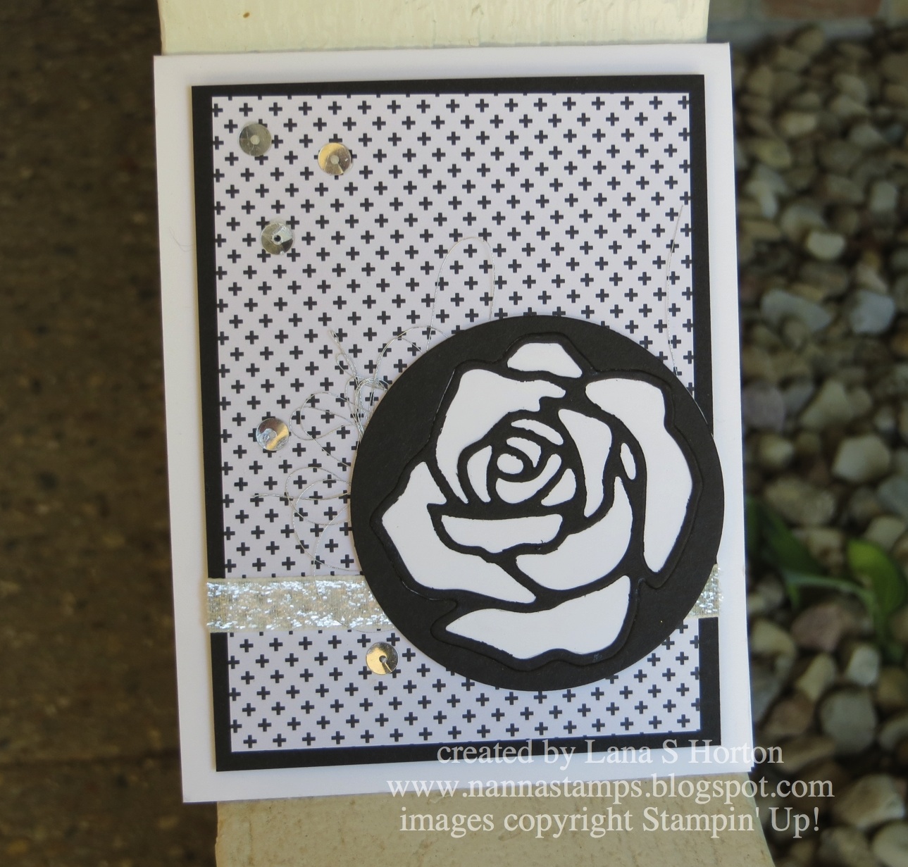 Stamping with Nanna: Black And White Rose Card
