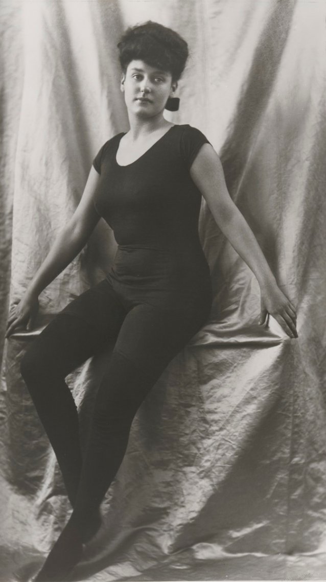 A Daughter of the Gods (1916) primera película con desnudo femenino ...