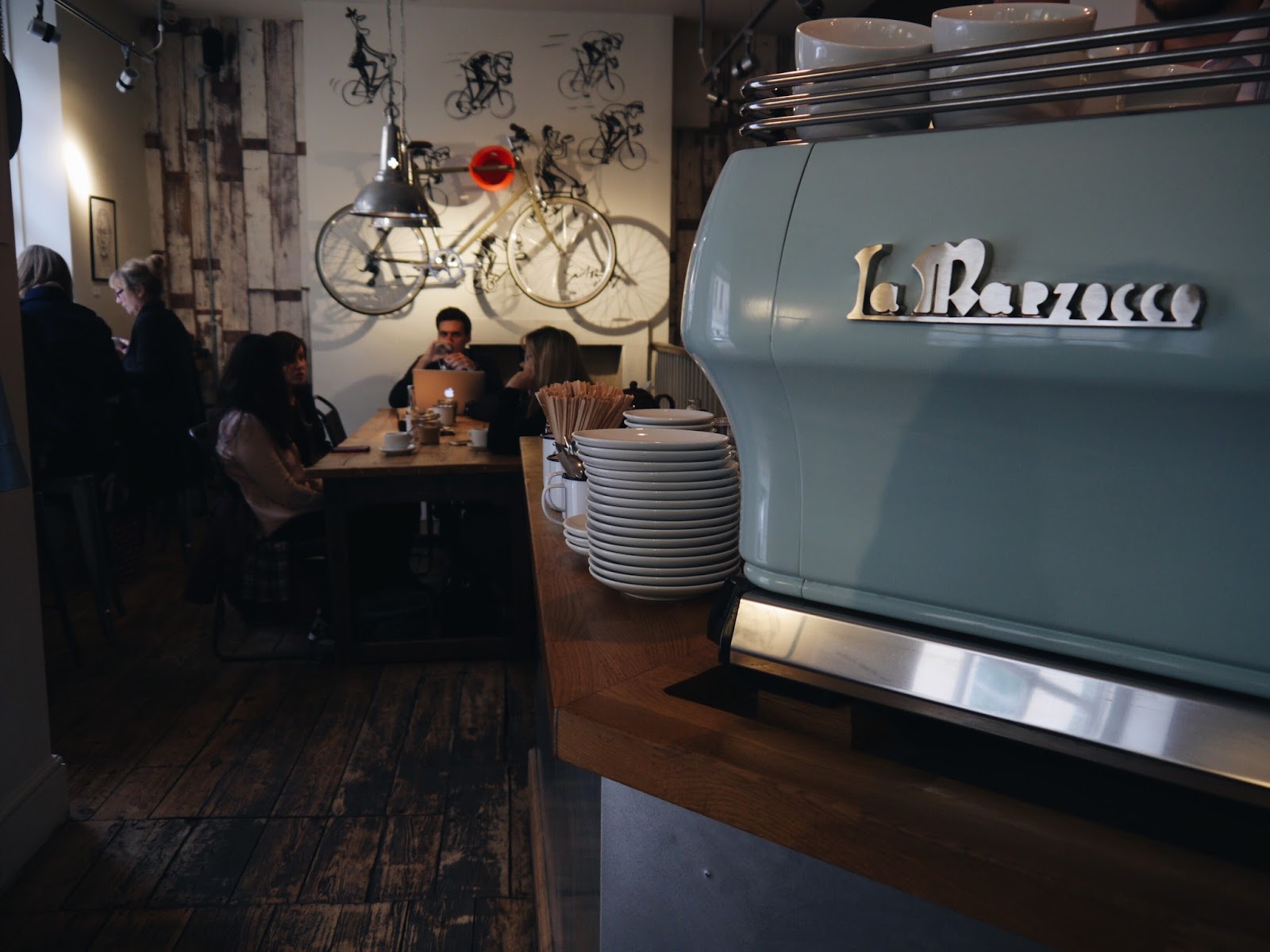 An English Adventure: Bath + Devon - Jolly Voyager